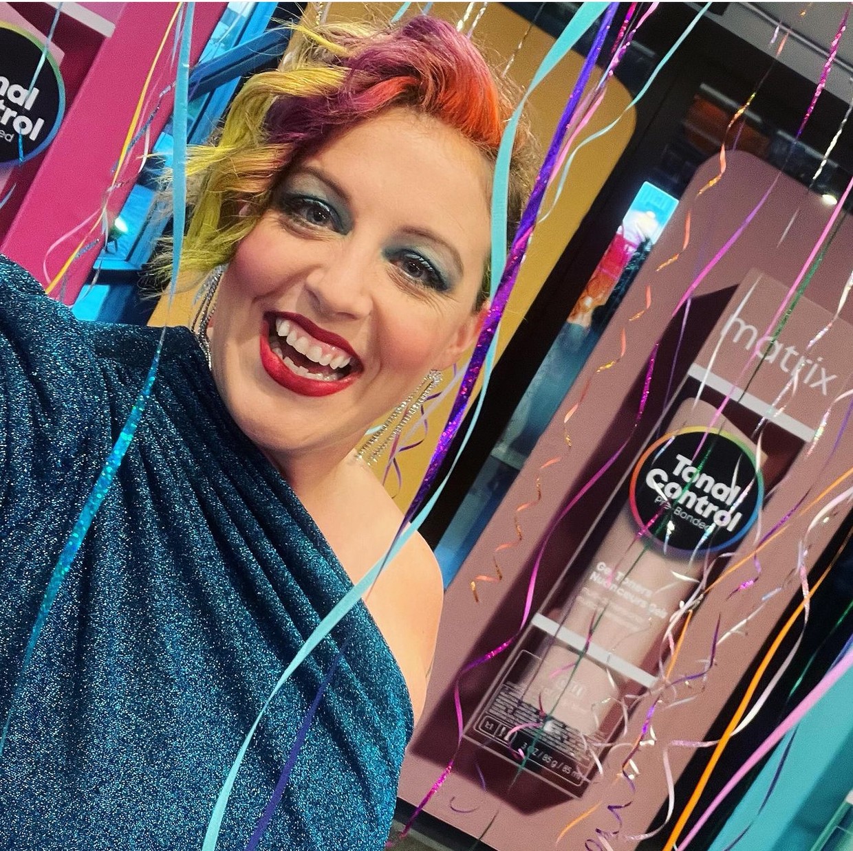 Hair Genius Education | EasyLink